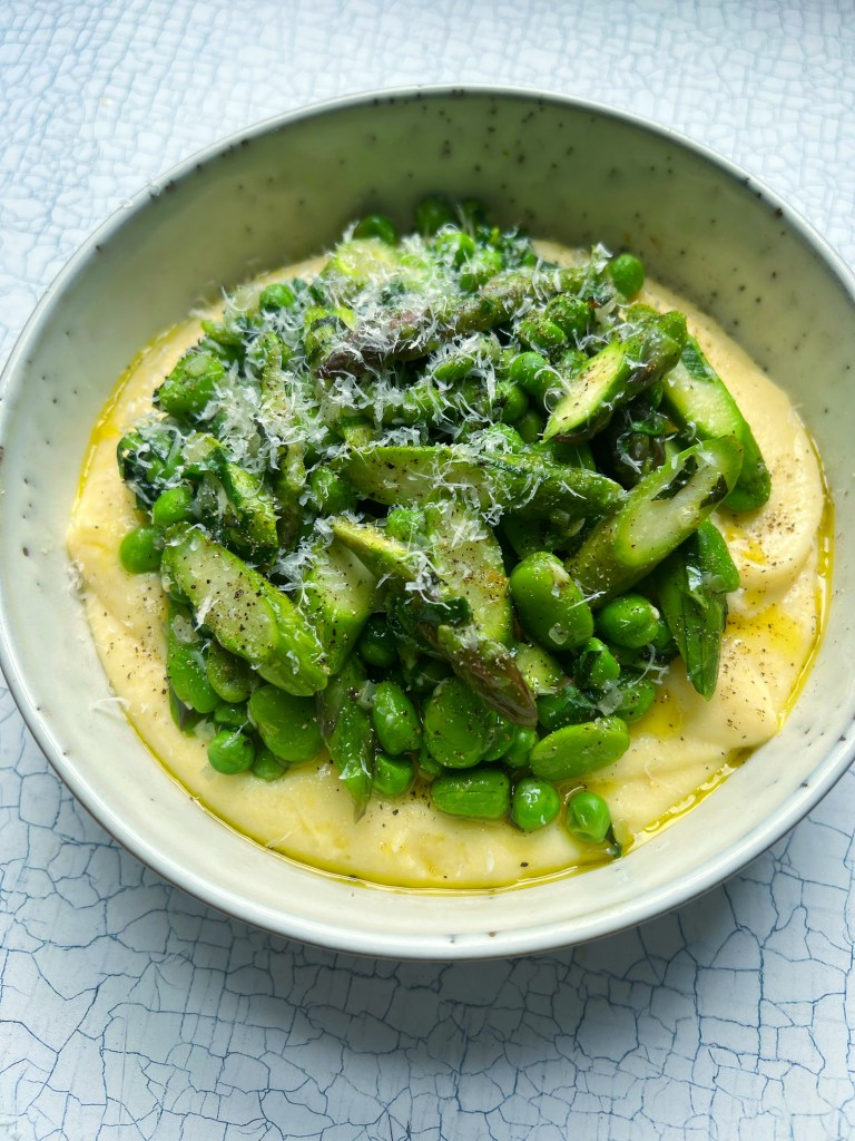 Polenta with asparagus, peas & pecorino - Borough Chef